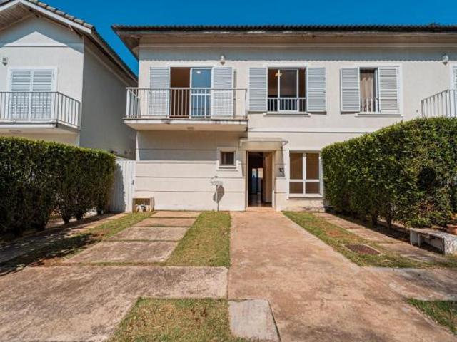 Casa em condomínio para venda com 3 quartos, 180m²