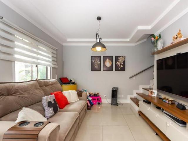 Casa em condomínio para venda com 3 quartos, 113m²