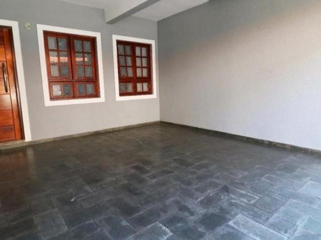 Casa em condomínio para venda com 3 quartos, 114m²