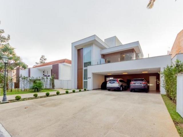 Casa em condomínio para venda com 3 quartos, 474m²