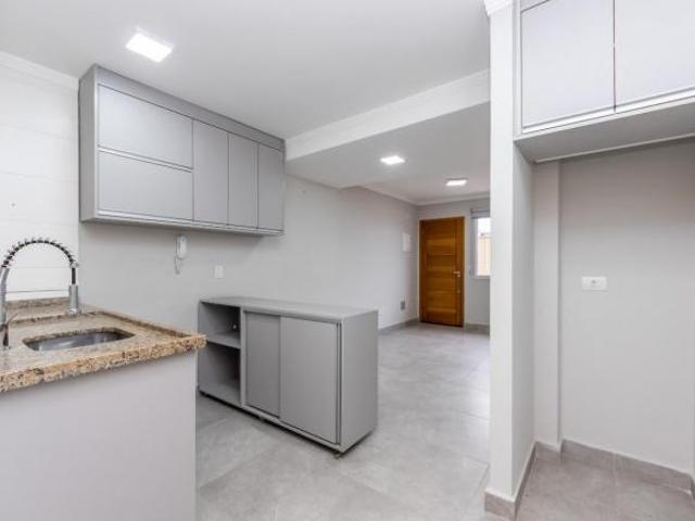 Casa em condomínio para venda com 2 quartos, sendo 2 suítes, 53m²