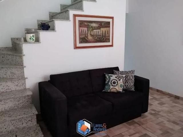 Casa em condomínio para venda com 2 quartos, sendo 2 suítes, 60m²