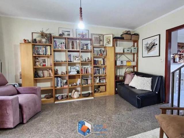 Casa em condomínio para venda com 2 quartos, sendo 2 suítes, 97m²