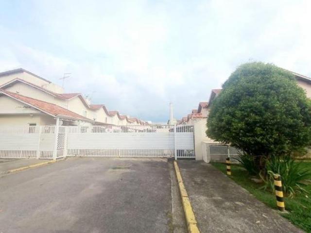 Casa em condomínio para venda com 2 quartos, 58m²