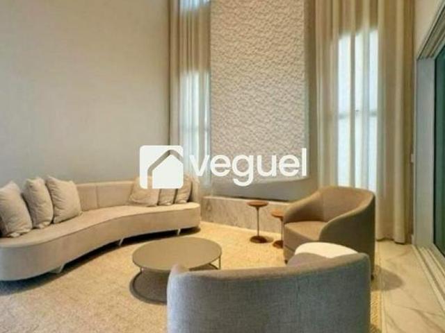 Casa em condomínio para venda com 345m², 4 quartos, sendo 2 suítes, 4 vagas de garagem, Loteamento P