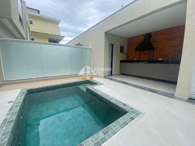 Casa em condomínio para venda e locação anual, em Juquehy!