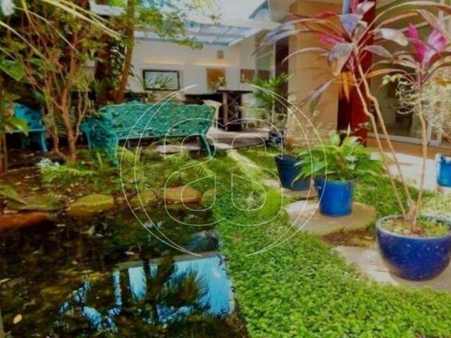 Casa em condomínio para venda e locação no Alto da Boa Vista com 5 suítes