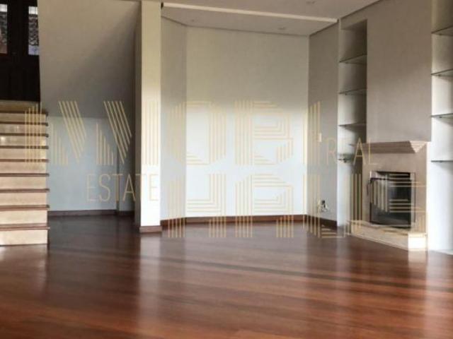 Casa em condomínio para venda e locação no Jardim Cordeiro | 3 quartos / 3 suítes