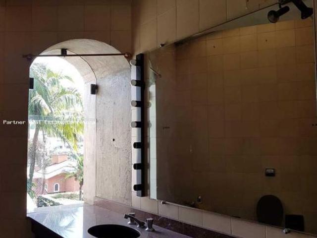 Casa em Condomínio para Venda em Barueri, Alphaville, 3 dormitórios, 1 suíte, 4 banheiros, 4 vagas