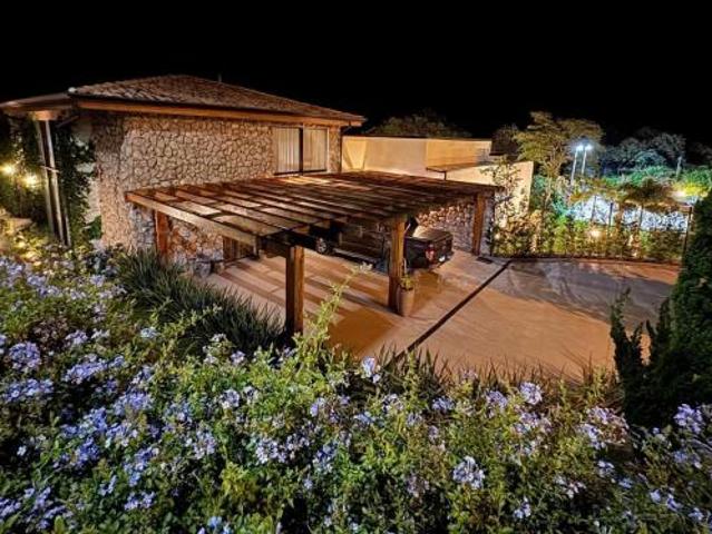 Casa em Condomínio para Venda em Bofete, Condominio 7 Nascentes, 4 dormitórios, 2 suítes, 4 banheiro