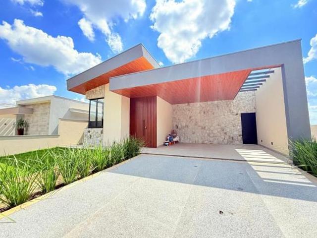 Casa em Condomínio para Venda em Boituva, Residencial Haras Inga Mirim, 3 dormitórios, 1 suíte, 4 ba