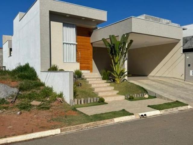Casa em Condomínio para Venda em Bragança Paulista, Condomínio Portal Da Serra, 3 dormitórios, 1 suí