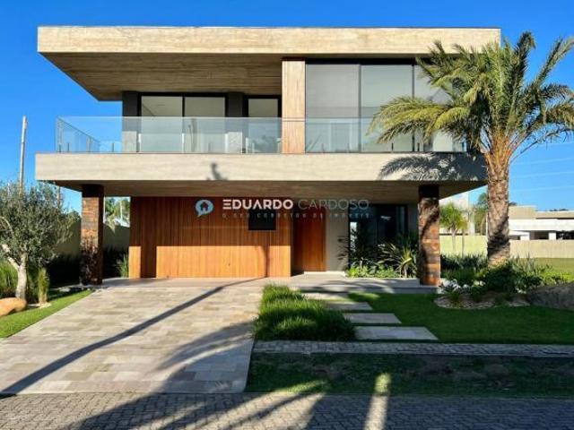 Casa em Condomínio para Venda em Capão da Canoa, Parque Antártica, 5 dormitórios, 5 suítes, 7 banhei