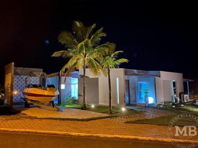 Casa em Condomínio para Venda em Chapada dos Guimarães, 3 dormitórios, 3 suítes, 3 banheiros, 4 vaga