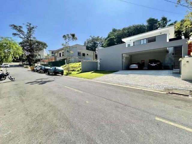 Casa em Condomínio para Venda em Cotia, Granja Viana, 3 suítes, 4 banheiros, 4 vagas