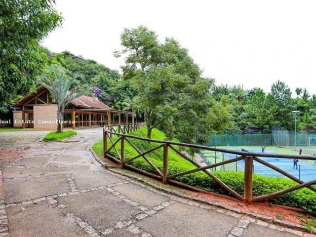 Casa em Condomínio para Venda em Cotia, Granja Viana II, 4 dormitórios, 4 suítes, 5 banheiros, 4 vag