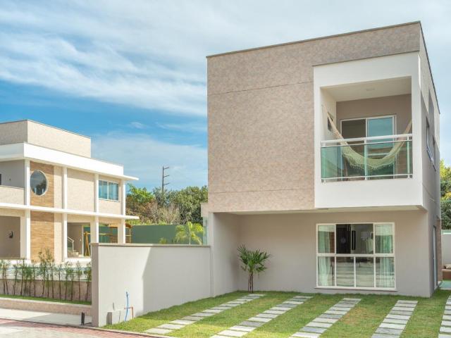 Casa em Condomínio para Venda em Eusébio, Centro, 3 dormitórios, 3 suítes, 4 banheiros, 2 vagas