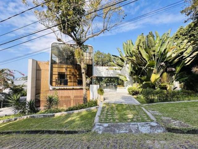 Casa em Condomínio para Venda em Guarujá, Cond. Iporanga, 6 dormitórios, 6 suítes, 7 banheiros, 4 va