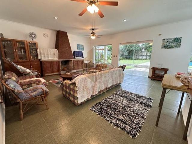 Casa em Condomínio para Venda em Guarujá, Jardim Acapulco, 4 dormitórios, 2 suítes, 6 banheiros, 4 v