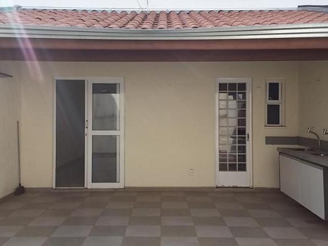 Casa em Condomínio para Venda em Hortolândia, Jardim Interlagos, 3 dormitórios, 2 banheiros, 2 vagas
