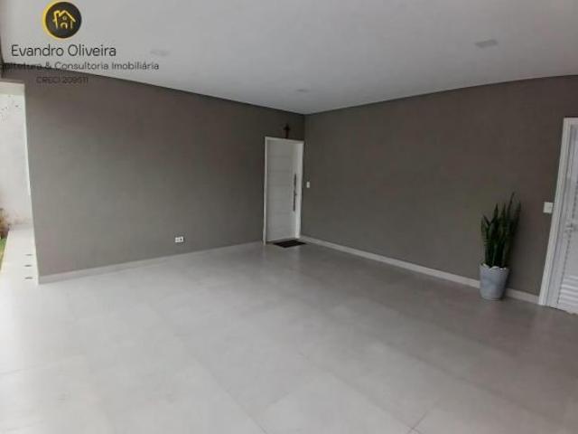 Casa em Condomínio para Venda em Jacareí, Jardim Crystal Park, 3 dormitórios, 1 suíte, 4 banheiros