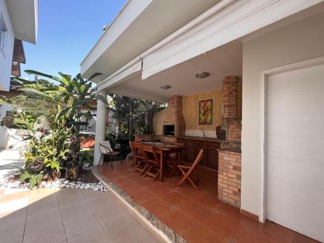 Casa em Condomínio para Venda em Jacareí, Loteamento Villa Branca, 3 dormitórios, 3 suítes, 4 banhei