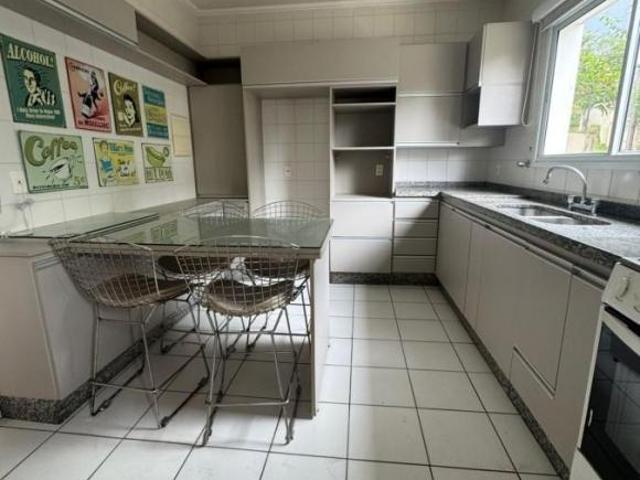 Casa em Condomínio para Venda em Jundiaí, Jardim Colônia, 3 dormitórios, 1 suíte, 3 banheiros, 2 vag