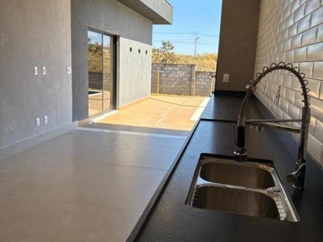 Casa em Condomínio para Venda em Lagoa Santa, Gran Royalle, 4 dormitórios, 2 suítes, 4 banheiros