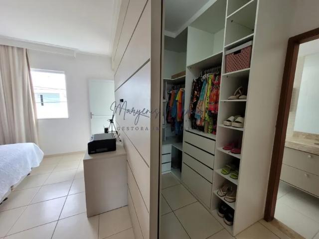Casa em Condomínio para Venda em Lauro de Freitas, Buraquinho, 4 dormitórios, 3 suítes, 4 banheiros