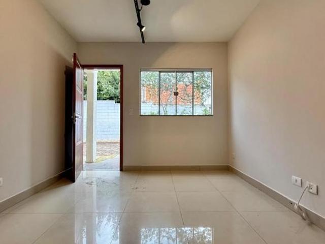 Casa em Condomínio para Venda em Londrina, Aragarça, 3 dormitórios, 1 suíte, 2 banheiros, 2 vagas