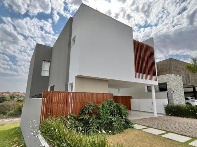Casa em Condomínio para Venda em Londrina, Gleba Simon Frazer, 3 dormitórios, 3 suítes, 4 banheiros