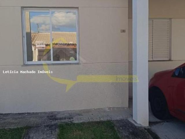 Casa em Condomínio para Venda em Mogi das Cruzes, Jardim Layr, 2 dormitórios, 1 banheiro, 1 vaga
