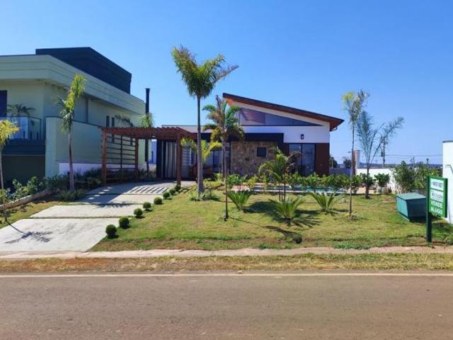 Casa em Condomínio para Venda em Paranapanema, Paranapanema, 4 dormitórios, 4 suítes, 5 banheiros, 4