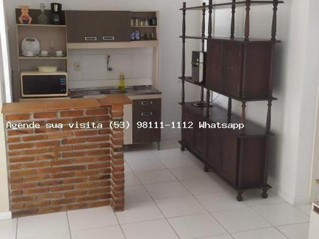 Casa em Condomínio para Venda em Pelotas, Três Vendas, 3 dormitórios, 1 banheiro, 2 vagas