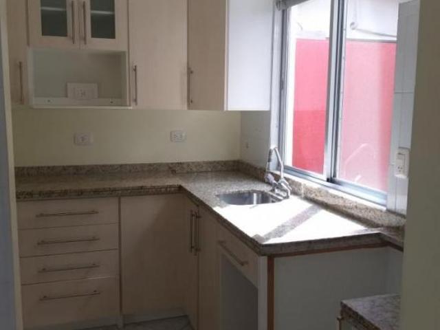 Casa em Condomínio para Venda em Porto Alegre, Parque Santa Fé, 3 dormitórios, 2 banheiros, 2 vagas