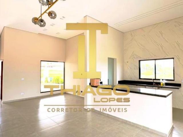 Casa em Condomínio para Venda em Porangaba, CONDOMÍNIO NINHO VERDE 1, 450M², 3 Suítes e Piscina