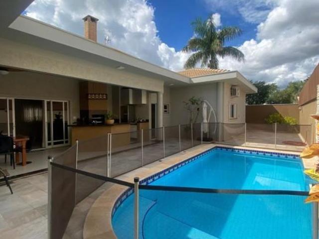 Casa em Condomínio para Venda em Presidente Prudente, Centro, 3 dormitórios, 3 suítes, 4 banheiros