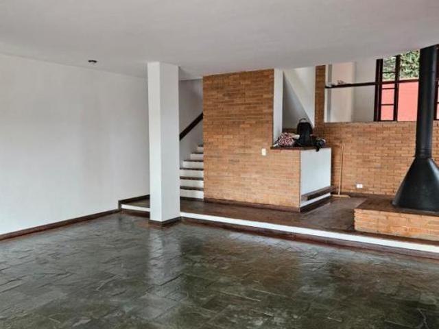 Casa em Condomínio para Venda em Santana de Parnaíba, Alphaville, 3 dormitórios, 1 suíte, 4 banheiro
