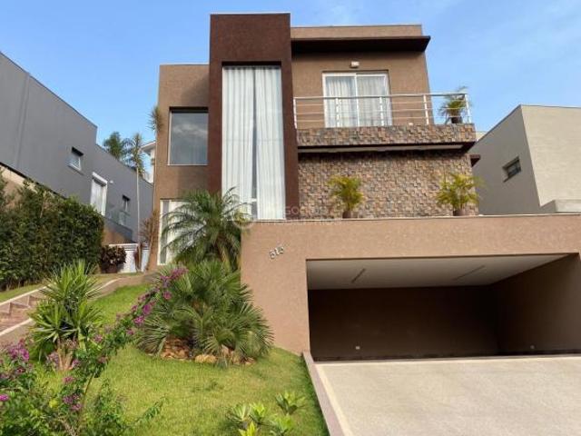 Casa em Condomínio para Venda em Santana de Parnaíba, Alphaville, 3 dormitórios, 3 suítes, 2 banheir