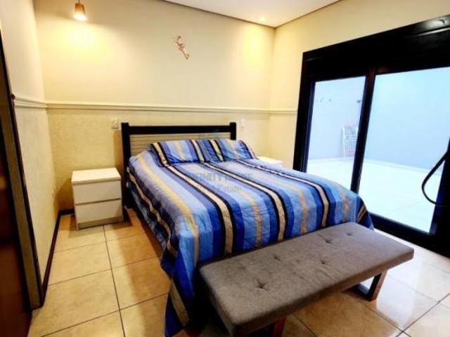 Casa em Condomínio para Venda em Santana de Parnaíba, Suru, 4 dormitórios, 2 suítes, 4 banheiros, 4