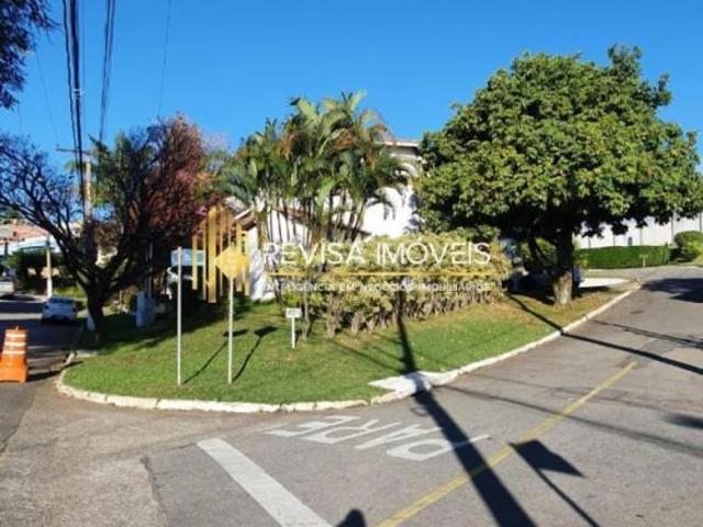 Casa em Condomínio para Venda em Santana de Parnaíba, Tarumã, 3 dormitórios, 3 suítes, 5 banheiros