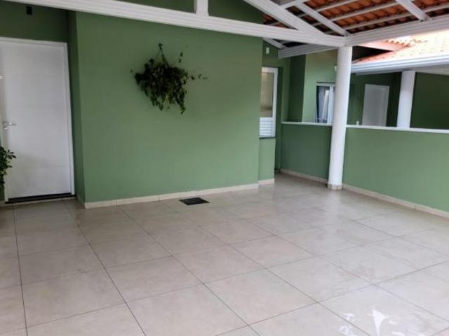 Casa em Condomínio para Venda em Sorocaba, Caguassu, 3 dormitórios, 1 suíte, 2 banheiros, 2 vagas