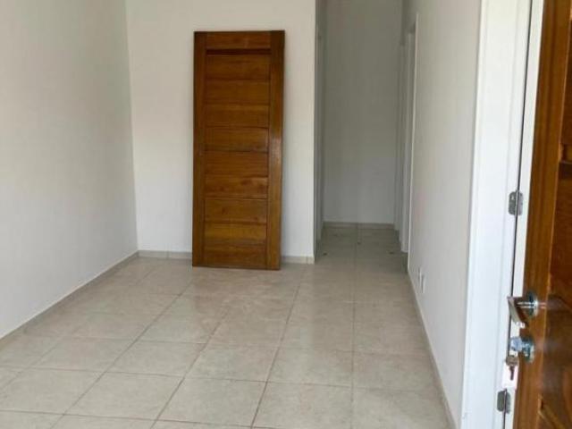 Casa em Condomínio para Venda em Sorocaba, Ipanema do Meio, 2 dormitórios, 1 banheiro, 3 vagas