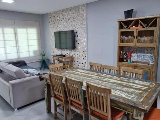 Casa em condomínio para venda na Praia de Juquehy!