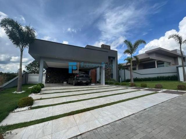 Casa em Condomínio para Venda, Reserva Ibirapitanga, localizado na cidade de Santa Isabel / SP. R$2