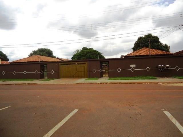 Casa em Condomínio para alugar com 1 suíte + 2 quartos em Jardim Paulista, Dourados MS