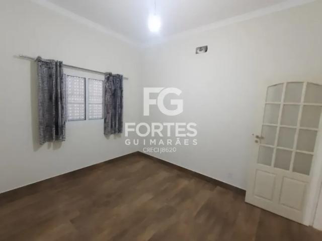 Casa em condomínio para alugar com 3 quartos, 227m² no Vila do Golf