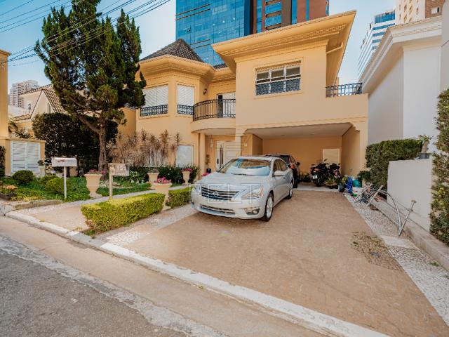 Casa em Condomínio para Aluguel em Alpha Plus, Barueri, SP