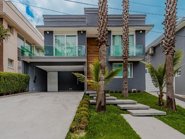 Casa em Condomínio para Aluguel em Alphaville 03, Santana de Parnaíba, SP