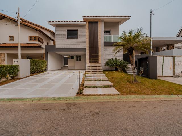 Casa em Condomínio para Aluguel em Alphaville 04, Santana de Parnaíba, SP